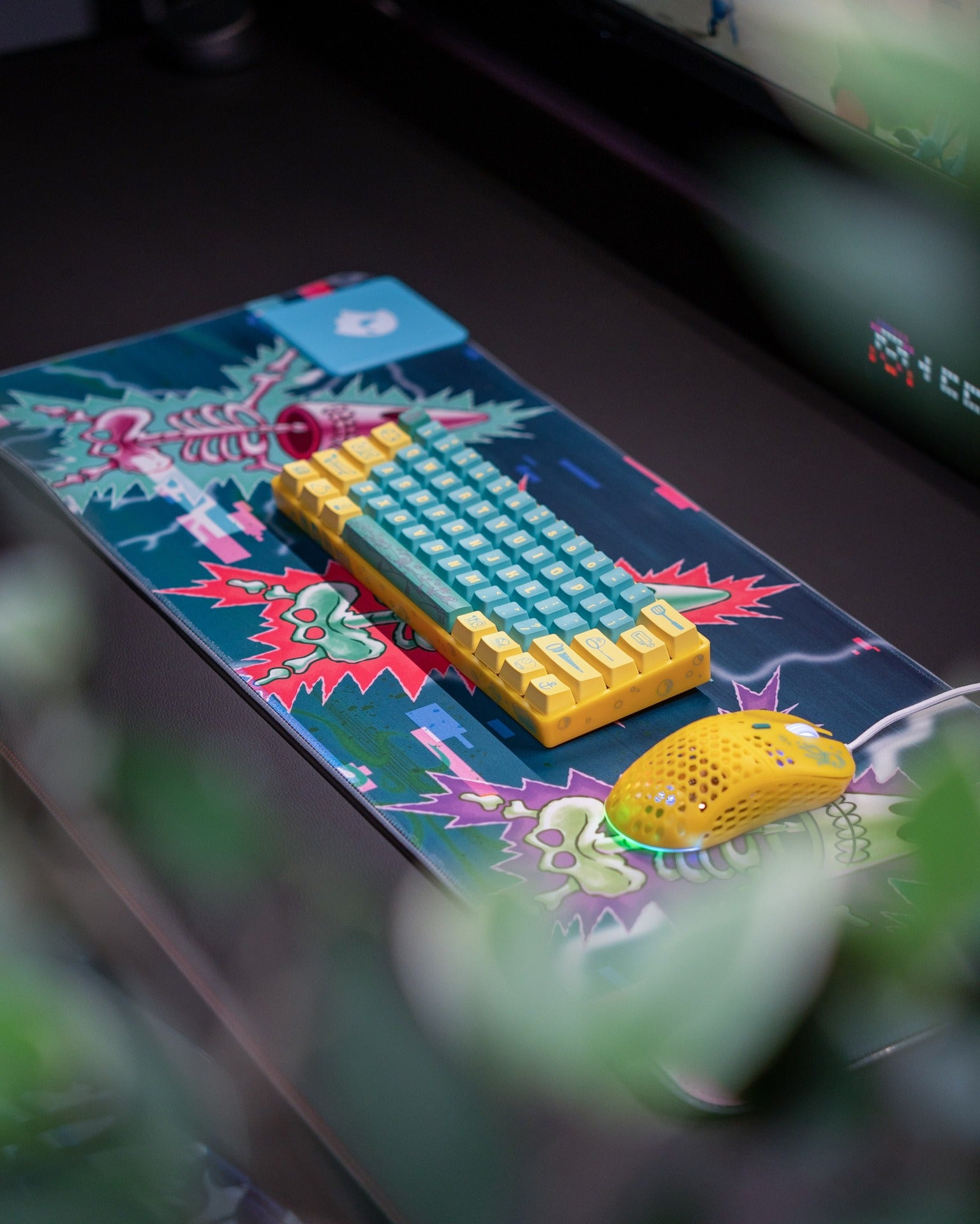SpongeBob X Ghost M1 UltraLight Gaming Mouse – Ghost Keyboards
